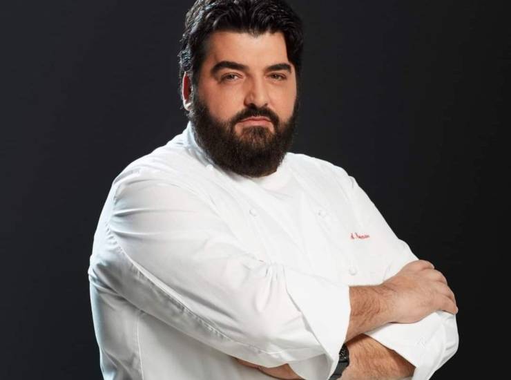 Antonino Cannavacciuolo distrutto, malmenato proprio da lui: "Gonfio ...